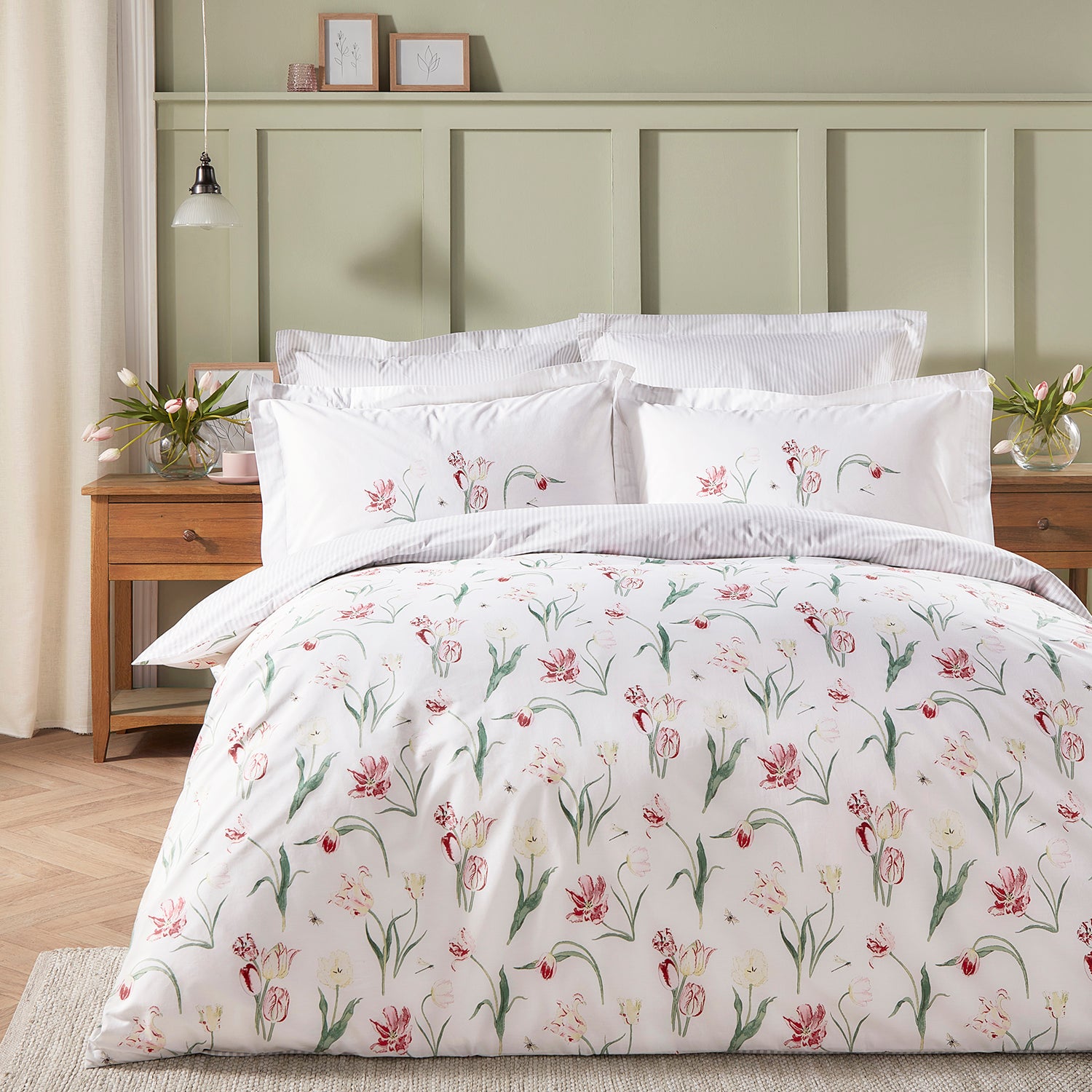 Tulips Bedding Set